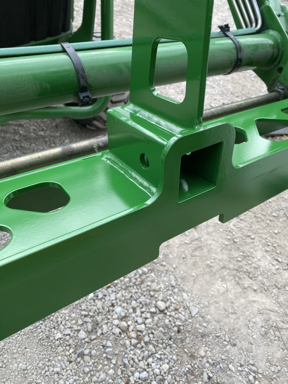 CRI John Deere Pallet Forks – Compact Tractor – Cold Roll Industrial
