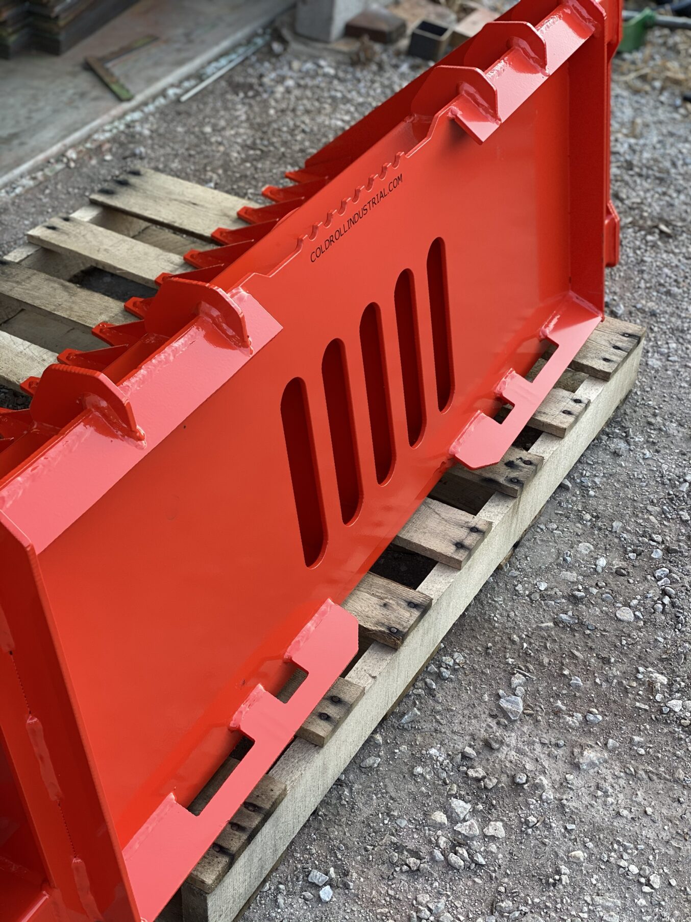 CRI Kubota Bx-Lx Rock Bucket 54″-66″ – Cold Roll Industrial